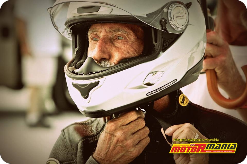 Czy istnieje górna granica wieku kierowcy? - MotoRmania